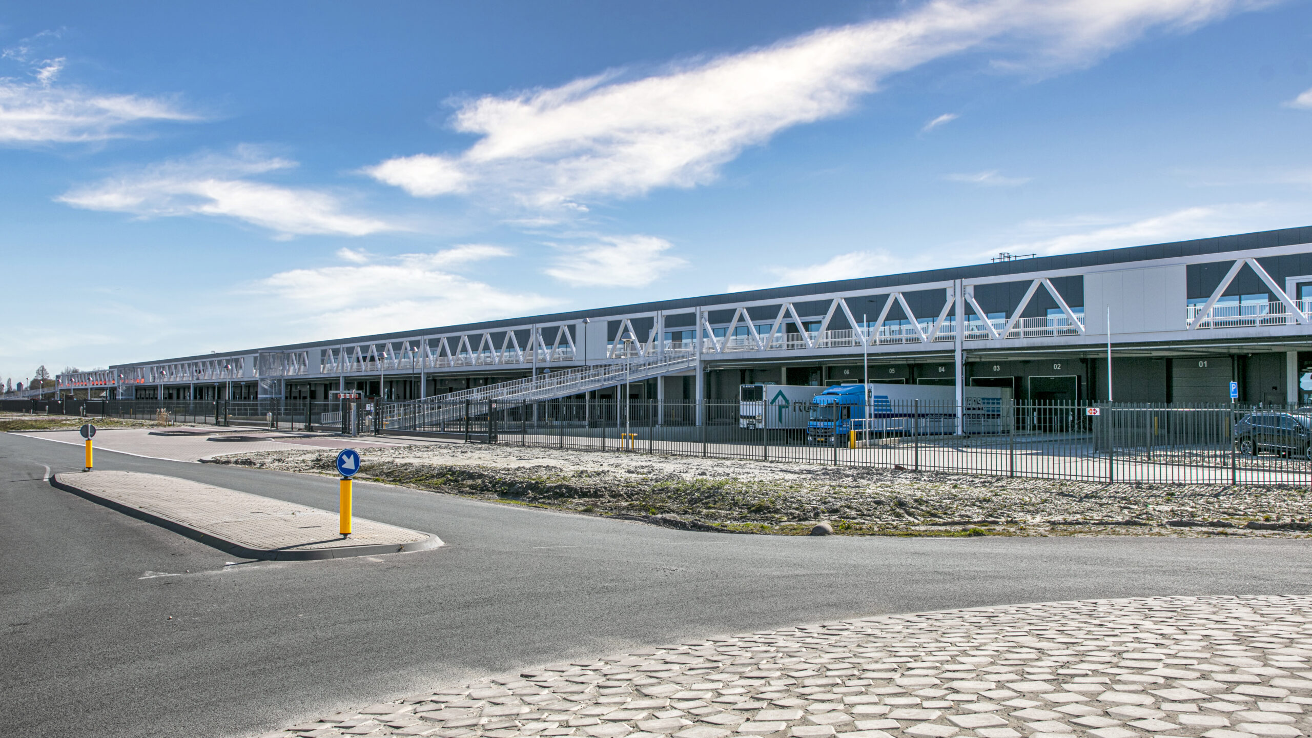 AMS Cargo 2, Schiphol – pelecon