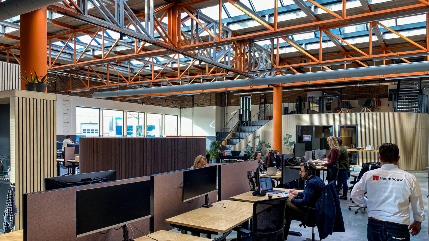 Van monteren tot creëren – pelecon